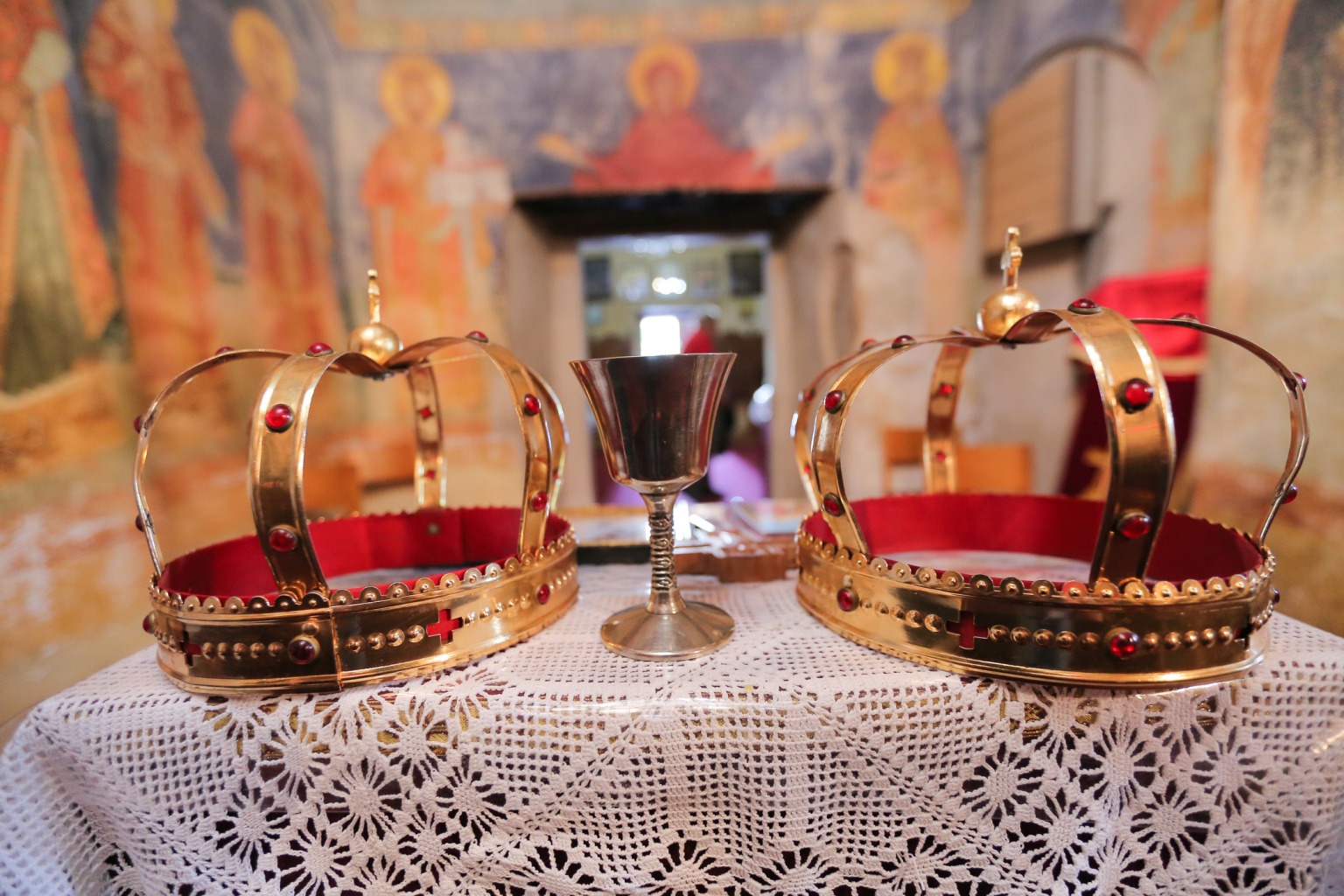 The Ultimate Serbian Wedding Guide: Vows, Trubači, and Rakija - Serbia.com