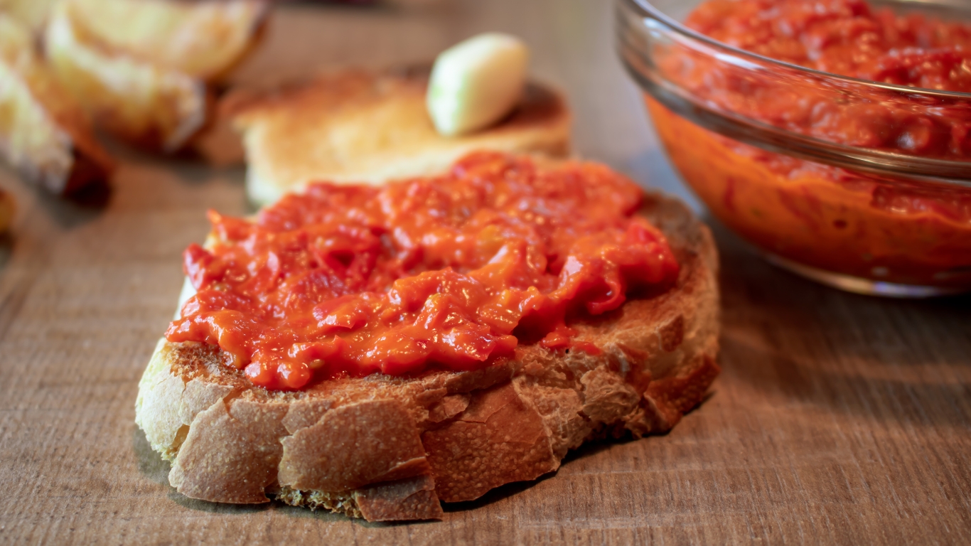 Traditional Serbian Food You Must Try – A Local Guide - Serbia.com