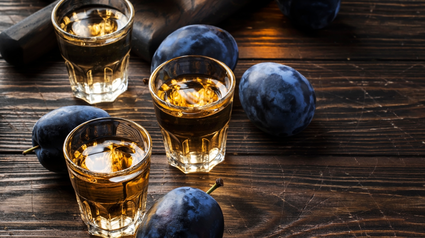 Serbian Favourite Rituals: Making Rakija - Serbia.com